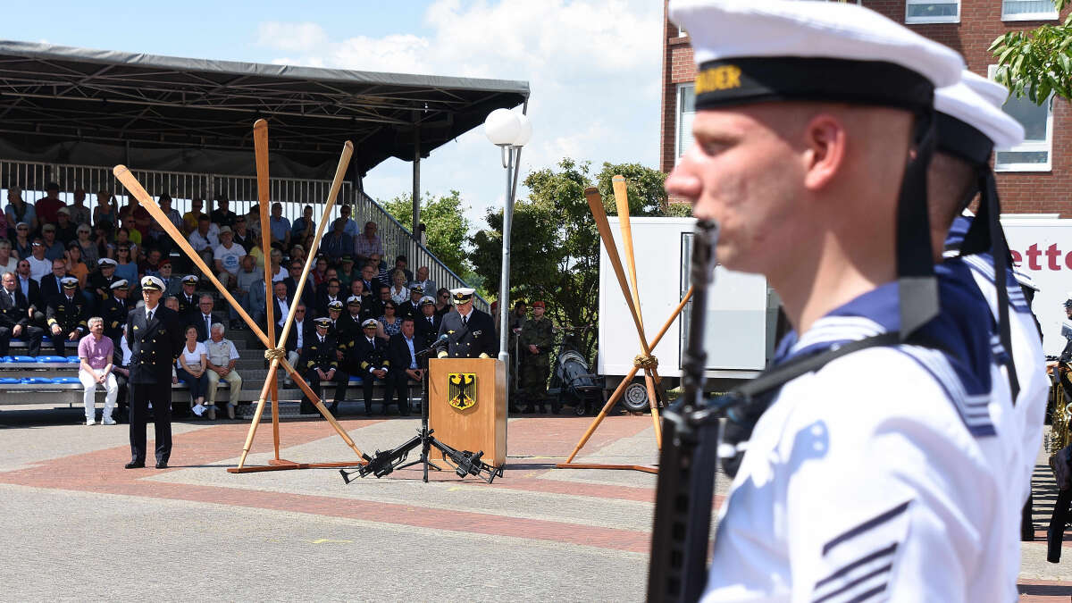 175 Jahre Marine in Wilhelmshaven: Feierlicher Fokus auf Landes- und ...