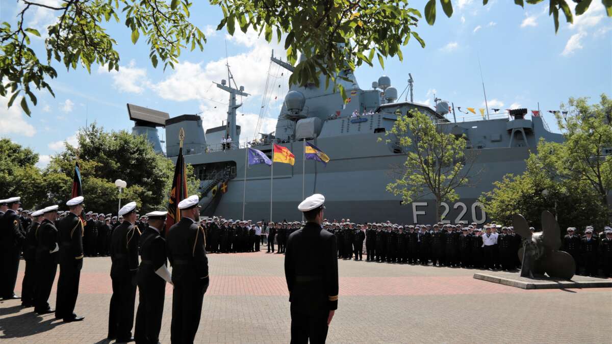 Verteidigung: Marine feiert in Wilhelmshaven ihren 175. Geburtstag