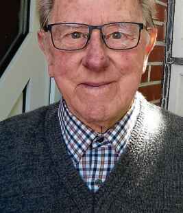 Alfred Klöfer aus Wilhelmshaven feiert 90. Geburtstag