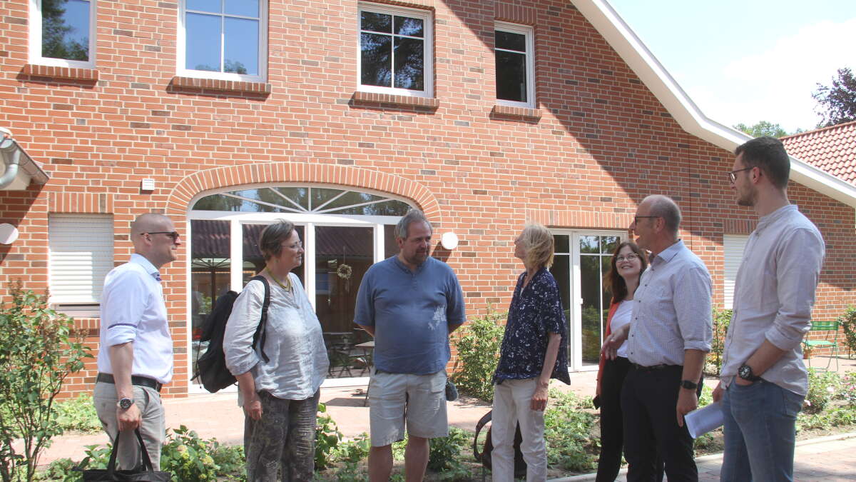 Land Niedersachsen fördert Modellprojekt: „Landleben Bokel“ mit Anlaufschwierigkeiten