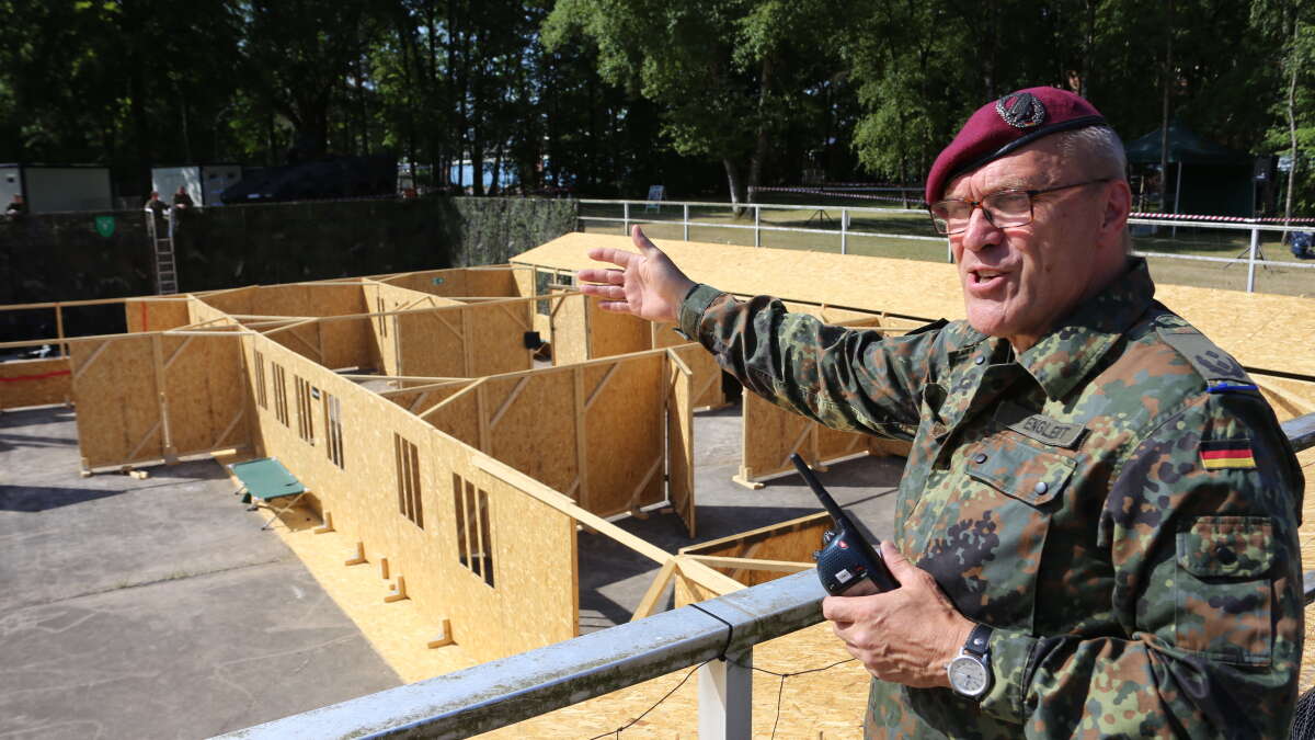 Tag der Bundeswehr: Heer, Luftwaffe und Marine präsentieren sich in ...