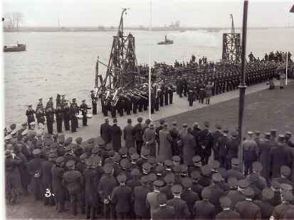 Tag der Bundeswehr: Marinestandort Brake von 1935 bis 1997