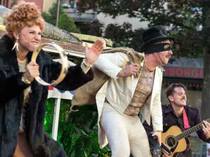 Mobiles Straßentheater in Littel: „Rumpel Pumpel“-Darsteller zeigen ...