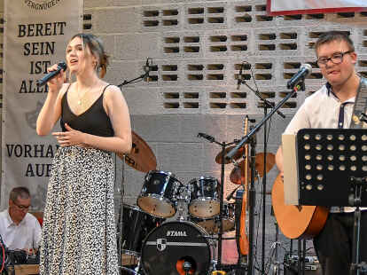 Benefizkonzert in Varel: Phillip Theesfeld und Mitstreiter sorgen für ...