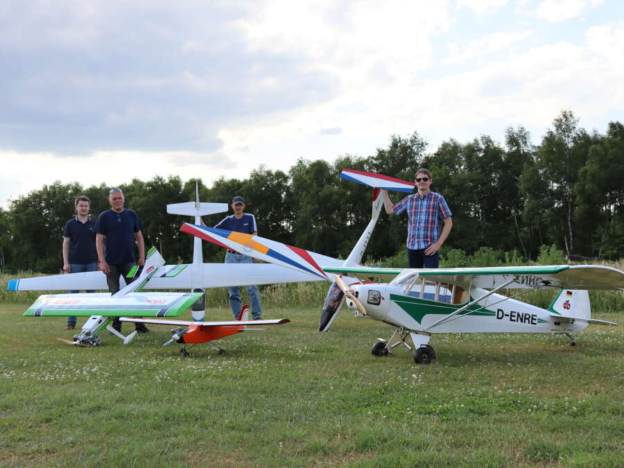 Club vor 50 Jahren gegründet: Friesoyther Modellflieger feiern Jubiläum ...