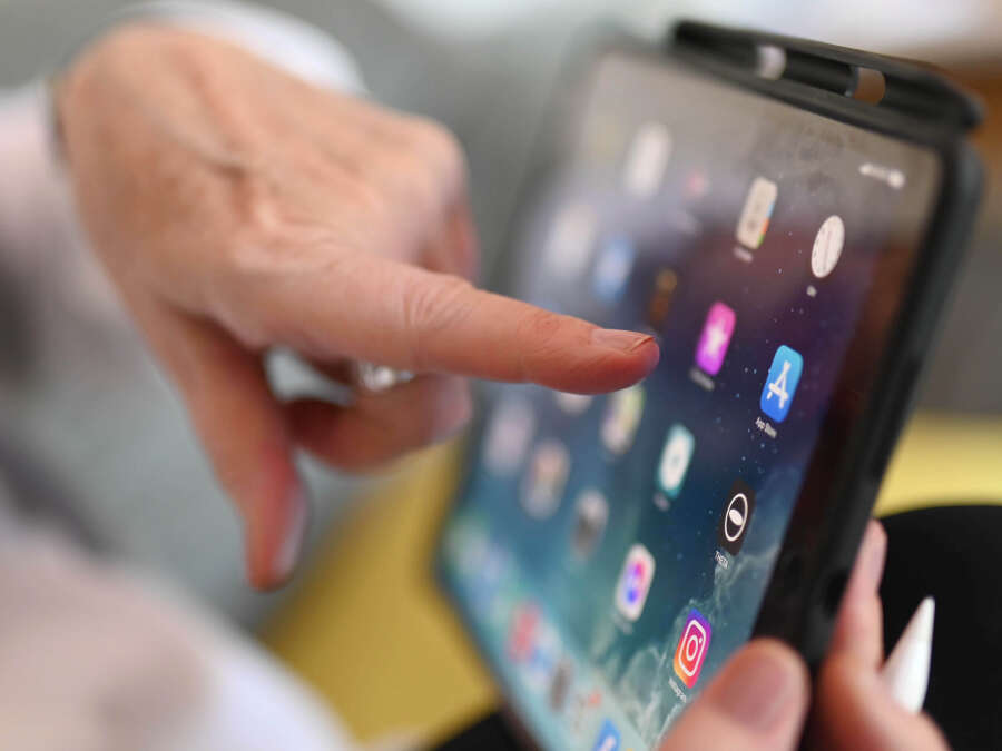 Haus der Generationen in Neerstedt: Tablet- und Smartphone-Stammtisch ...
