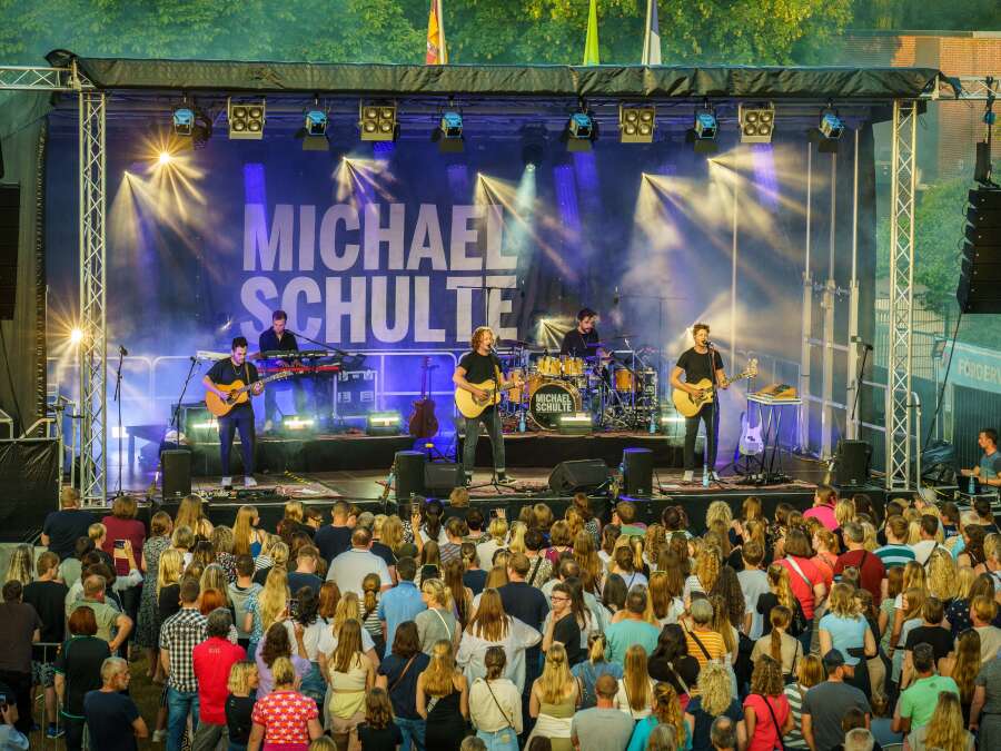 Michael Schulte: Konzert im Freibad Jever
