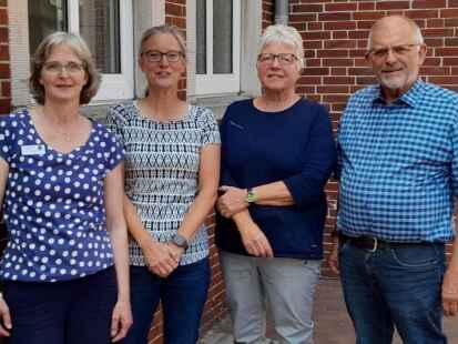 Bücherei in Esens baut Angebot aus: Manches Zusätzliche wird erst durch ...