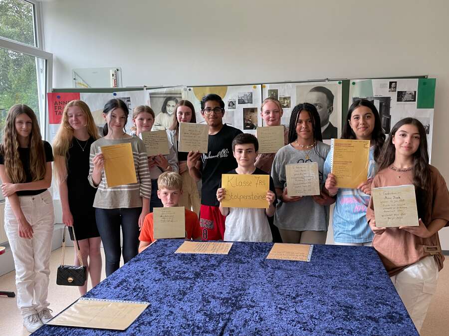 „Oberschule ohne Rassismus“: Anne Frank „Begleiterin“ in Sande