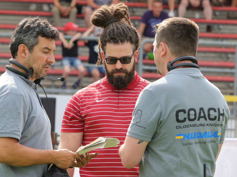 Oldenburg Knights: Cheftrainer Marcus Meckers zurückgetreten ...