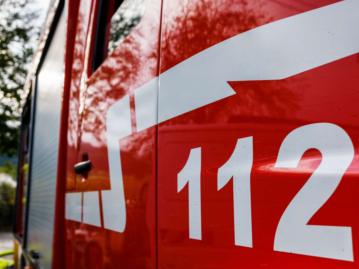 Unfall am Emder Krankenhaus: Autofahrer verwechselt Gas- und Bremspedal