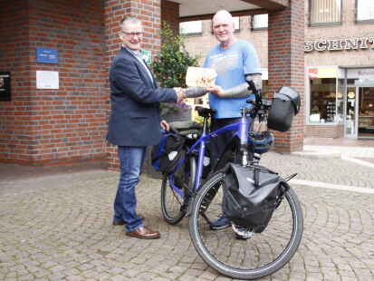 Oliver Trelenberg macht Halt in Wildeshausen: Auf Deutschlandtour ...