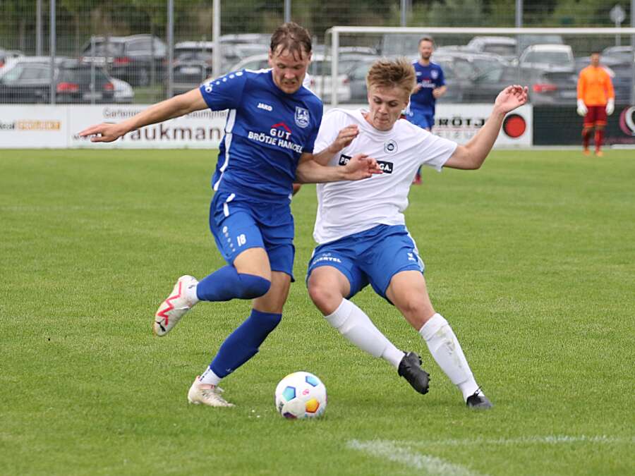 Fußball-Bezirksliga: FC Rastede und BW Bümmerstede spielen 1:1