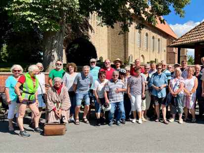 Butjadingen: Radtour führt durch alte Zeiten