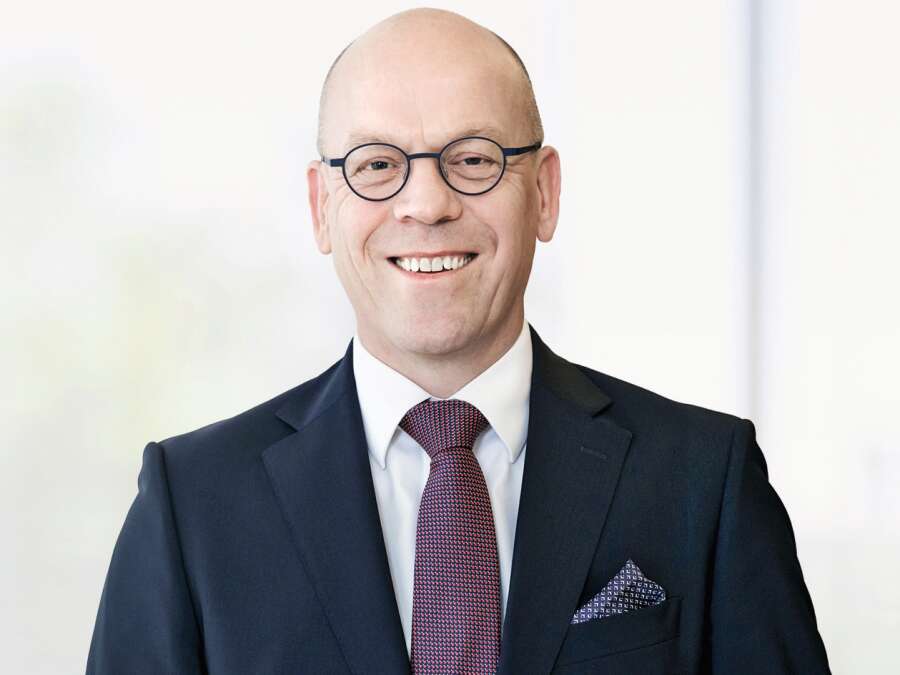 Papenburger Meyer Werft: Bernard Meyer tritt kürzer – Bernd Eikens wird ...