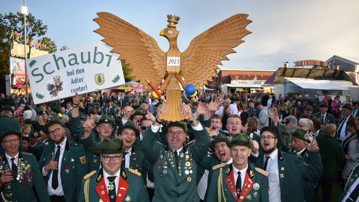 Schützenfest in Garrel: Michael Schaub neuer Schützenkönig ...