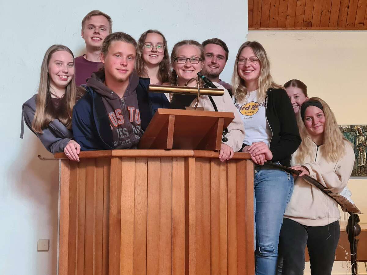 Aktion im Kreis Wittmund: Hier steht die Jugend auf der Kanzel und predigt