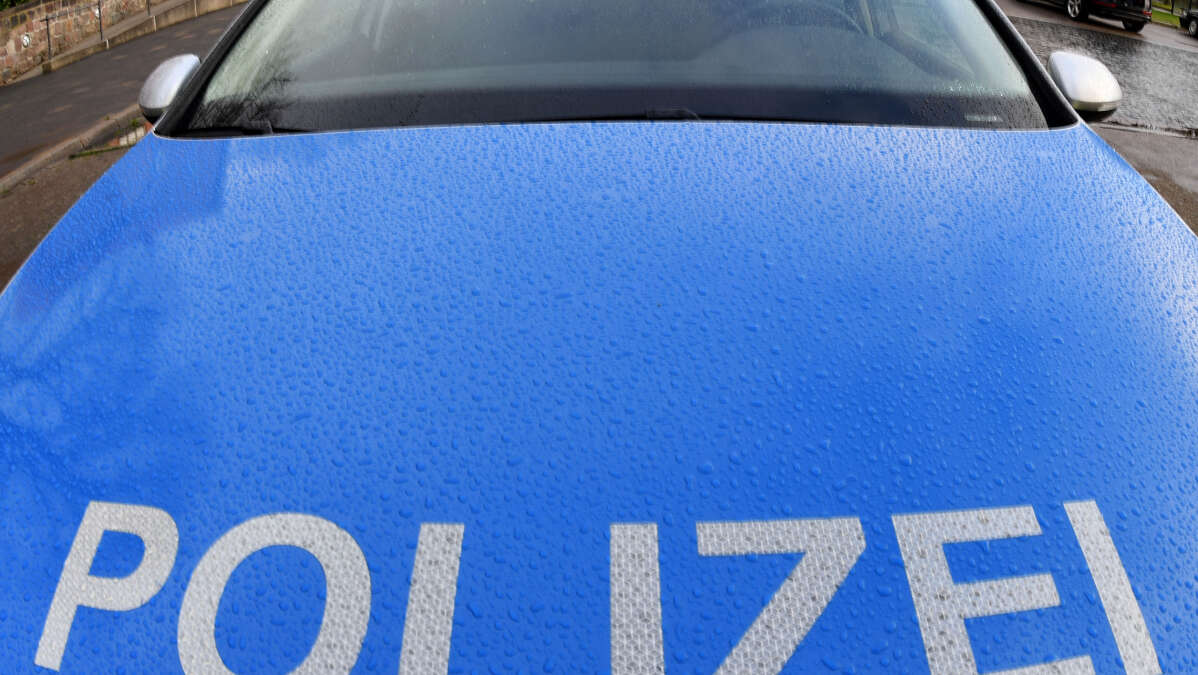 Unfall in Zetel: Fahrerflucht – Polizei sucht Zeugen