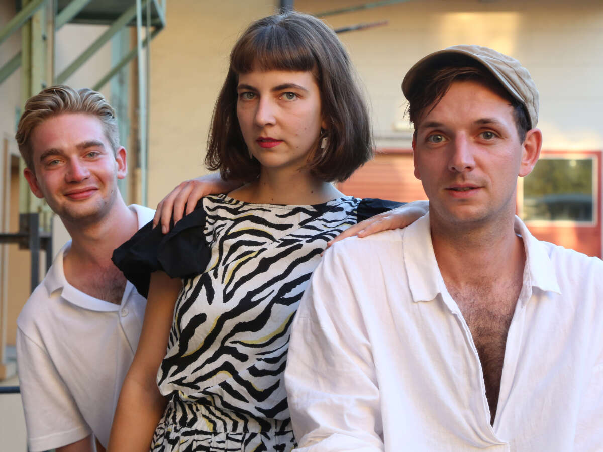 Neues Schauspieler-Trio startet mit „Hamlet“ in die neue Spielzeit