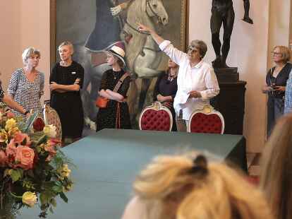 Schloss Rastede: Führungen mit Helene von Oldenburg gefragt