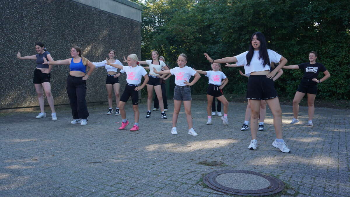 Bad Zwischenahn: Jugendhaus Ofen Eröffnung