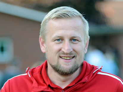 Fußball: Michael Macke gibt Trainerposten in Thüle ab