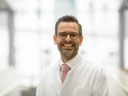 Hilfe für Gehörlose in Niedersachsen: Warum das Cochlea Implantat ...