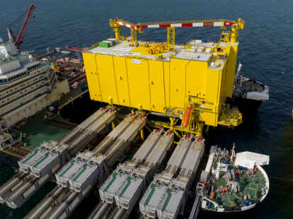Offshore-Windkraft in der Nordsee: Tennet nimmt DolWin6 in Betrieb, 900 ...