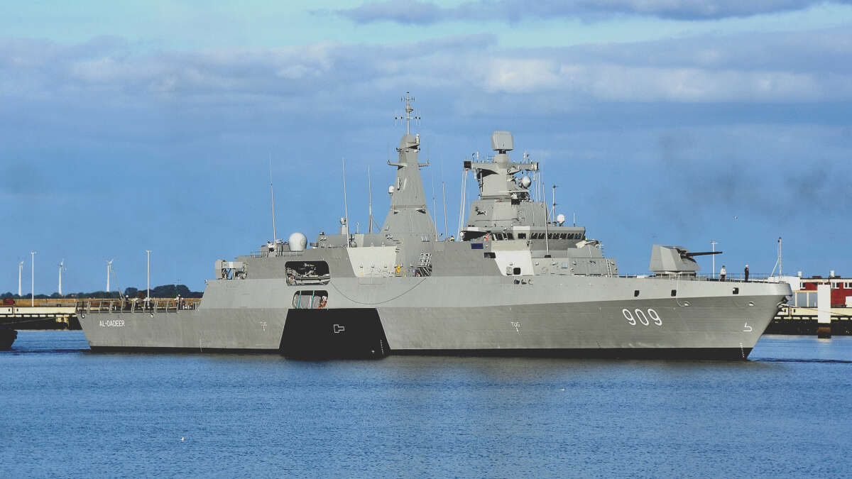 Erprobungsfahrt: Ägyptische Fregatte „Al Qadeer“ in Wilhelmshaven