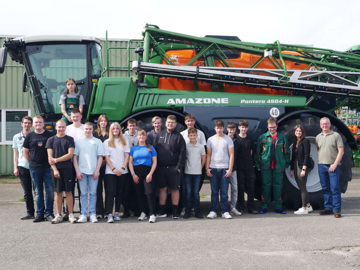 Amazonen-Werke in Hude: Für Azubis geht es hoch hinaus – Bewerbung um Preis für Innovative ...