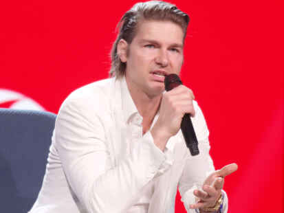 Jeremy Fragrance: Keine Zukunft in Oldenburg – Youtube-Star feuert ...