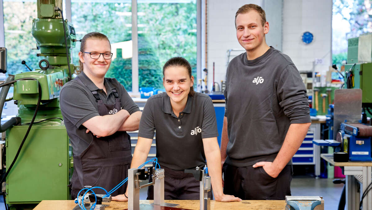 Preis für Innovative Ausbildung 2023: Azubis bei Aljo Aluminium bauen Automatisierung für ...