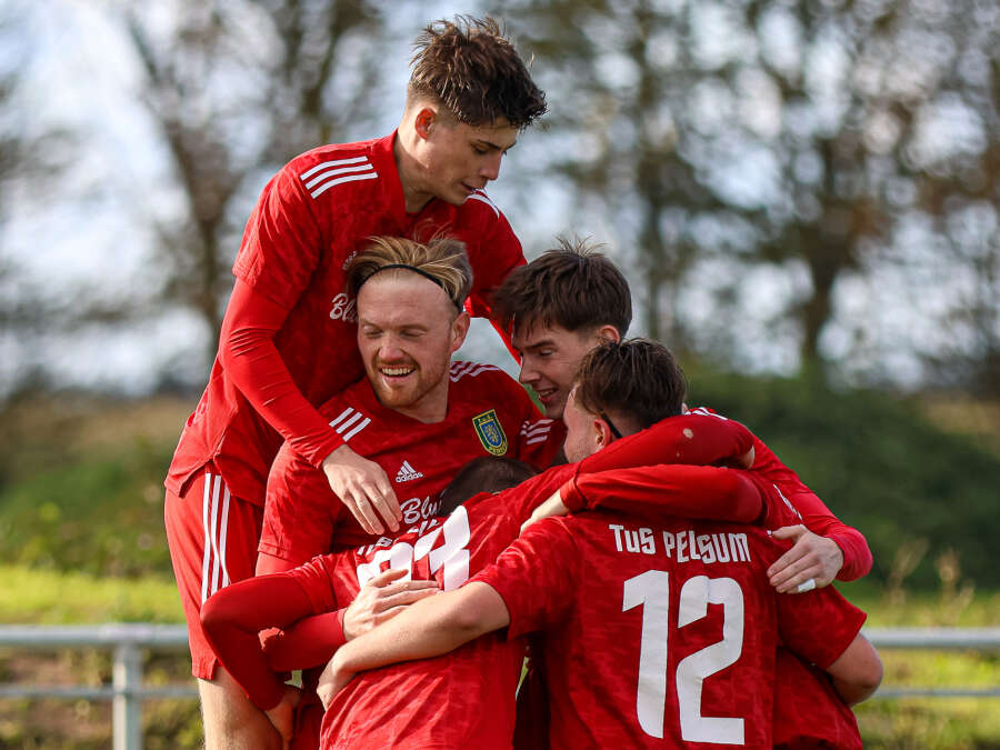 Fußball-Bezirksliga: Viele Chancen, gute Torhüter und am Ende ein ...