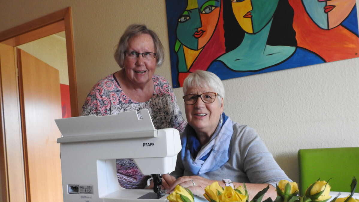 Reparaturcafé Dornum repariert alte Geräte und Klamotten