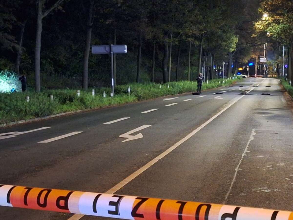 Bremen: Vermummte Personen zünden Reifen an und werfen Molotowcocktails
