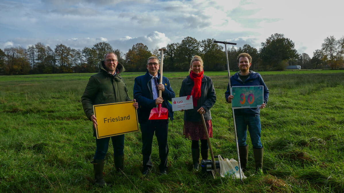 Anlässlich Landkreis-Geburtstag: Artenschutz durch neues Gewässer bei ...
