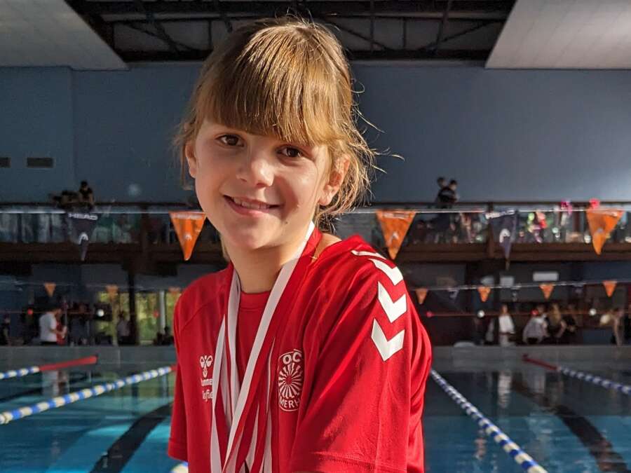 Schwimmen: Sofie Mayer und Lotte Luise Müller überzeugen