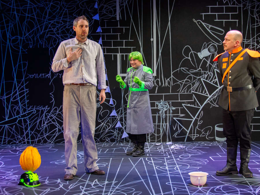 Premiere von „Woyzeck“ in Wilhelmshaven: Landesbühne erzählt bekanntes ...