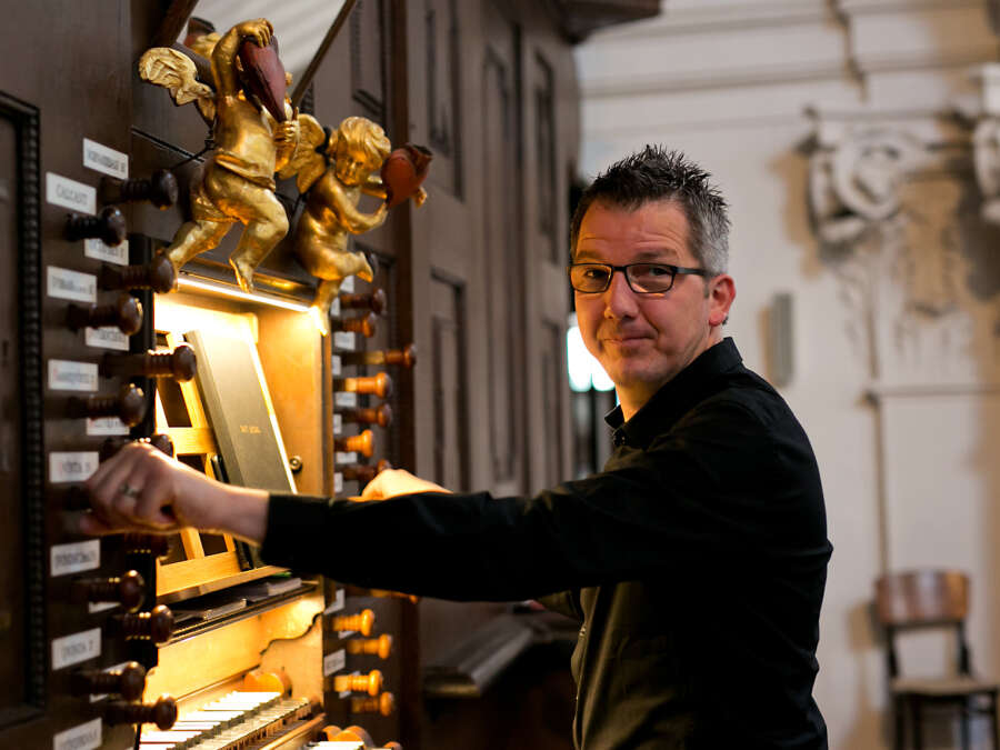 Schnitger-Orgel in Ganderkesee: Organist Bart Jacob spielt eigenes Programm