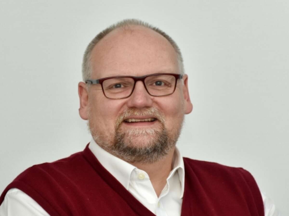 Christian Wölke wird neuer Pfarrer in Barßel: St. Ansgar bekommt neuen ...