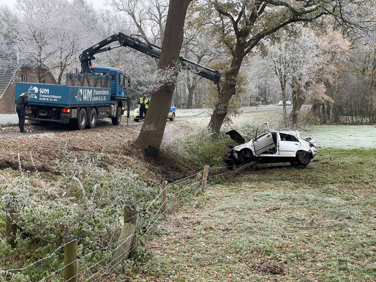Unfall in Hude: Autofahrer an schweren Verletzungen gestorben