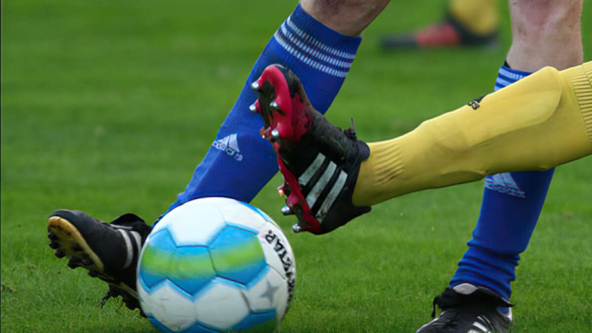 Fußball-Bezirksliga: Trainer Artur Zimmermann und Falke Steinfeld gehen ...