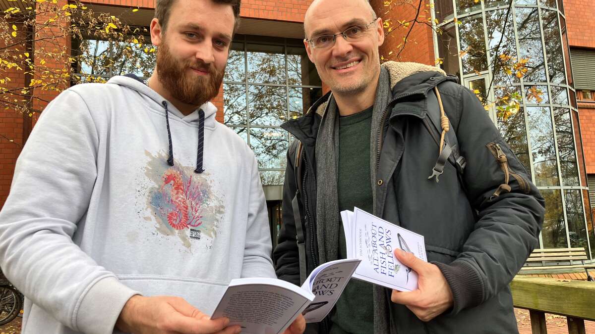 Oldenburg: Tim Schröder schreibt Wissenschaftsgeschichten aus dem Meer