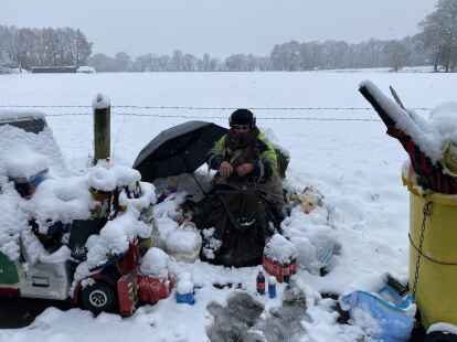 Wanderer Marcel Suchomel: In Neusüdende bei eisiger Kälte und ...