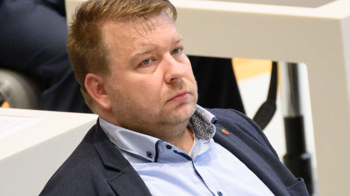 Eklat im Niedersächsischen Landtag: Hat AfD-Abgeordneter Politikerinnen ...