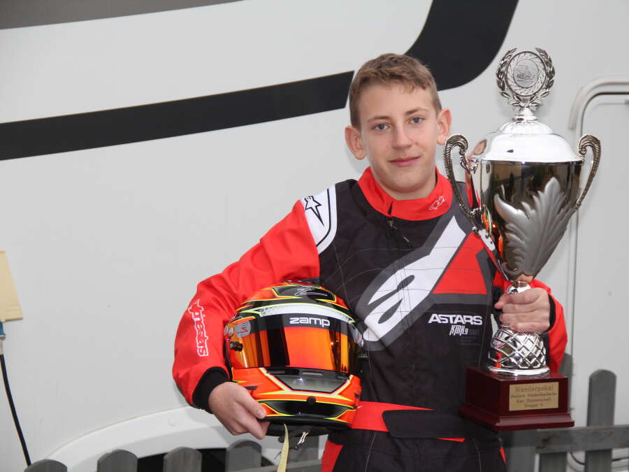 Kartfahren: Edewechter gewinnt Deutsch-Niederländische Meisterschaft (DNKM)