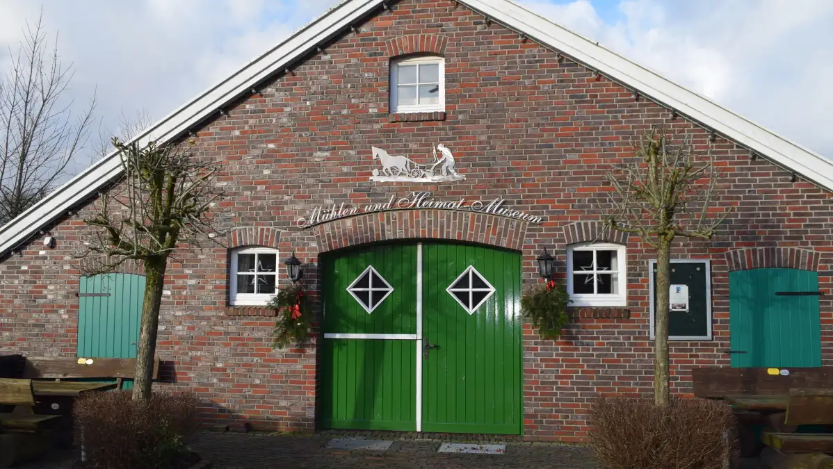 Heiraten im Saterland: Trauungen auch im Mühlen- und Heimatmuseum in ...