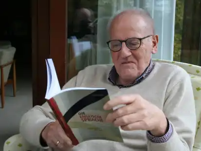 Autor Wiard Raveling veröffentlicht Dialog-Roman „Der Erfinder“.