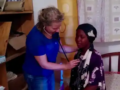 Hausärztin Stefanie Eberhardt in Kenia: Oldenburgerin arbeitet im ...