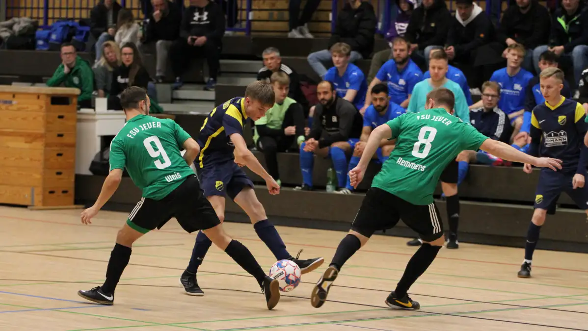 Hallenfußball in Friesland: FSV Jever veranstaltet Jever-Fun-Cup und ...
